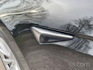 Black Tesla Model S 2020 in Riga, with an engine capacity of 0.00 L and mileage of 168 thousand km for 31490 €, photo 35 on AUTOMOTO.COM.LV