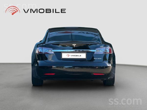 Melns Tesla Model S 2020 Rīga, ar dzinēja tilpumu 0.00 L un nobraukumu 70 tūkst. km par 34870 €, foto 5 vietnē AUTOMOTO.COM.LV