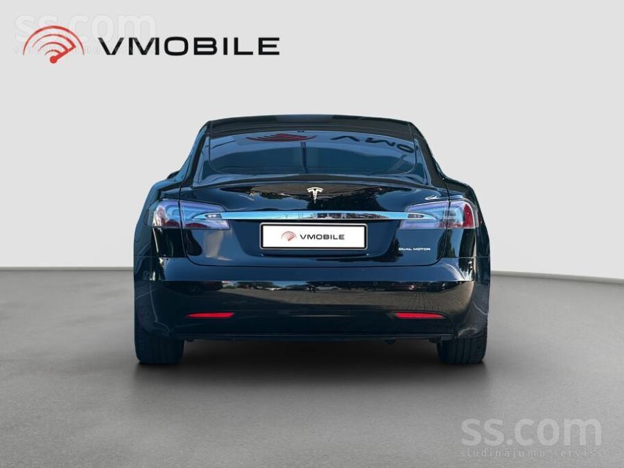 Melns Tesla Model S 2020 Rīga, ar dzinēja tilpumu 0.00 L un nobraukumu 70 tūkst. km par 34870 €, foto 5 vietnē AUTOMOTO.COM.LV