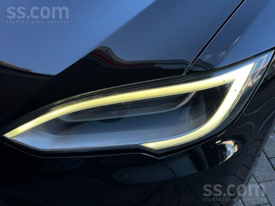 Melns Tesla Model S 2020 Rīga, ar dzinēja tilpumu 0.00 L un nobraukumu 70 tūkst. km par 34870 €, foto 22 vietnē AUTOMOTO.COM.LV