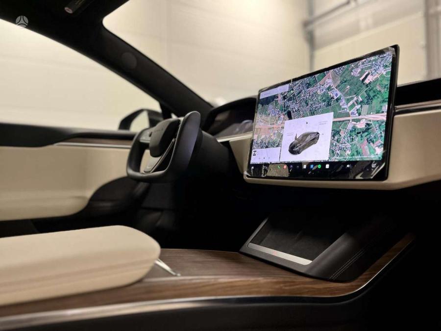 Melns Tesla Model S 2021 Viļņa, ar dzinēja tilpumu 0.00 L un nobraukumu 25 tūkst. km par 69999 €, foto 18 vietnē AUTOMOTO.COM.LV
