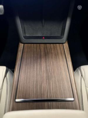 Melns Tesla Model S 2021 Viļņa, ar dzinēja tilpumu 0.00 L un nobraukumu 25 tūkst. km par 69999 €, foto 29 vietnē AUTOMOTO.COM.LV
