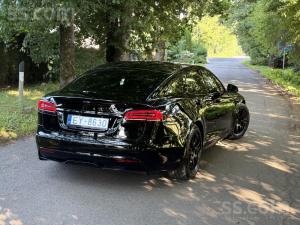 Melns Tesla Model S 2022 Rīga, ar dzinēja tilpumu 0.00 L un nobraukumu 75 tūkst. km par 48000 €, foto 7 vietnē AUTOMOTO.COM.LV