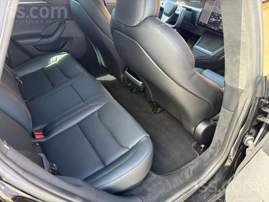 Melns Tesla Model S 2022 Rīga, ar dzinēja tilpumu 0.00 L un nobraukumu 75 tūkst. km par 48000 €, foto 14 vietnē AUTOMOTO.COM.LV