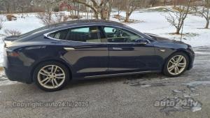 Blue Tesla Model S 2013 in Tallinn, with an engine capacity of 0.00 L and mileage of 301 thousand km for 14300 €, photo 10 on AUTOMOTO.COM.LV