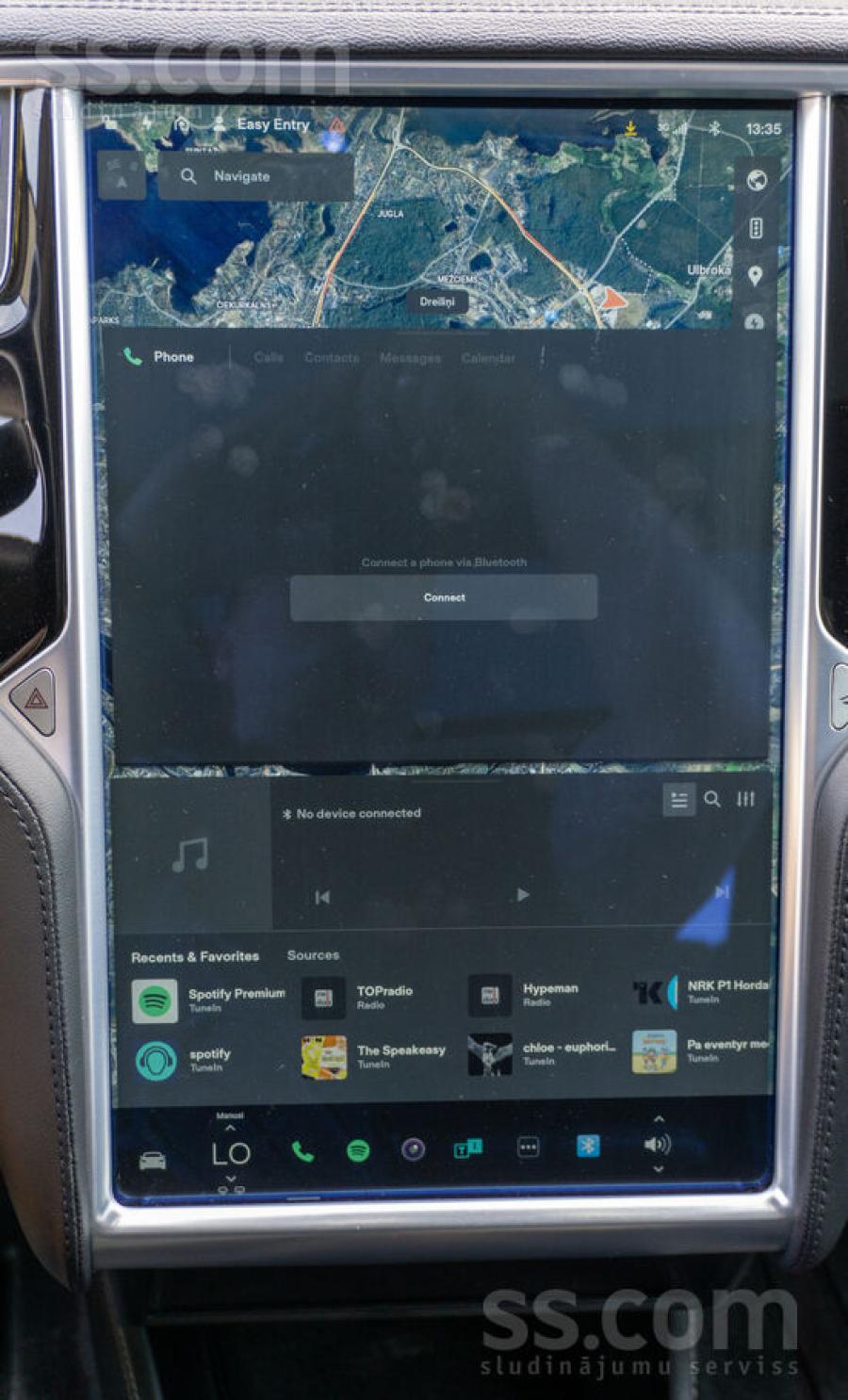 Синий Тесла Модель С 2014 в Рига, объемом двигателя 0.00 л и пробегом 0 тыс. км за 18900 €, фото 15 на AUTOMOTO.COM.LV
