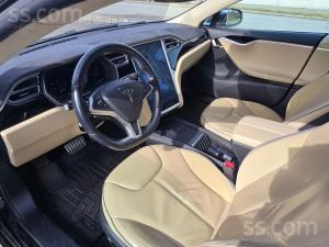 Zils Tesla Model S 2014 Rīga, ar dzinēja tilpumu 0.00 L un nobraukumu 208 tūkst. km par 14777 €, foto 4 vietnē AUTOMOTO.COM.LV