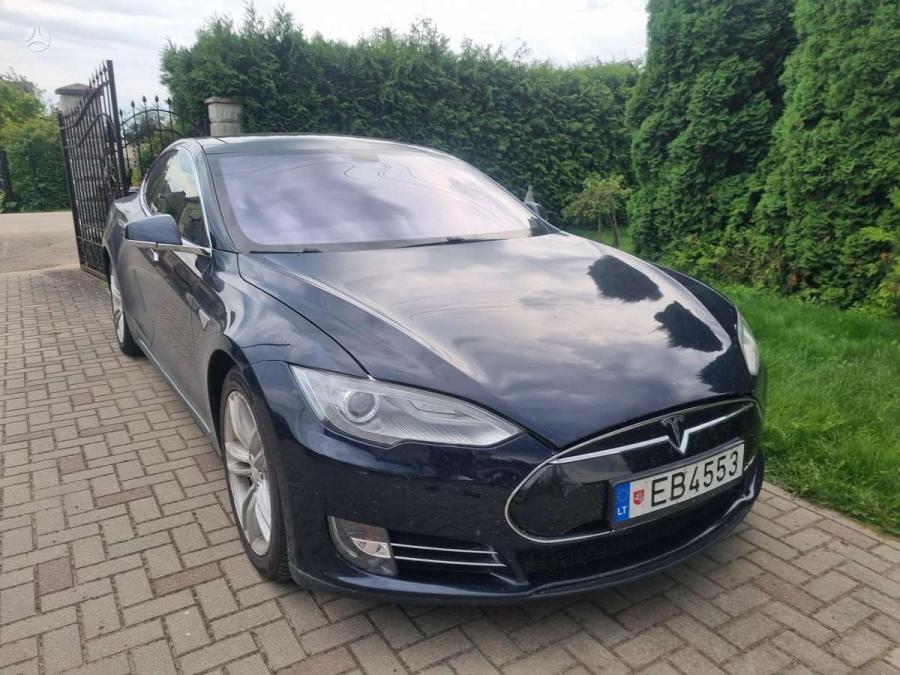 Zils Tesla Model S 2014 Tauragė, ar dzinēja tilpumu 0.00 L un nobraukumu 150 tūkst. km par 10700 €, foto 11 vietnē AUTOMOTO.COM.LV