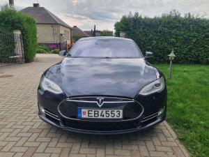 Zils Tesla Model S 2014 Tauragė, ar dzinēja tilpumu 0.00 L un nobraukumu 150 tūkst. km par 10700 €, foto 3 vietnē AUTOMOTO.COM.LV