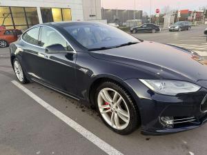 Zils Tesla Model S 2015 Kauņa, ar dzinēja tilpumu 0.00 L un nobraukumu 243 tūkst. km par 15300 €, foto 2 vietnē AUTOMOTO.COM.LV