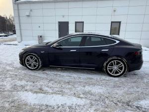 Zils Tesla Model S 2015 Kauņa, ar dzinēja tilpumu 0.00 L un nobraukumu 237 tūkst. km par 14999 €, foto 16 vietnē AUTOMOTO.COM.LV