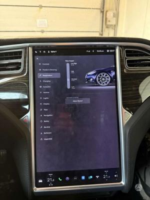Zils Tesla Model S 2015 Kauņa, ar dzinēja tilpumu 0.00 L un nobraukumu 237 tūkst. km par 14999 €, foto 17 vietnē AUTOMOTO.COM.LV