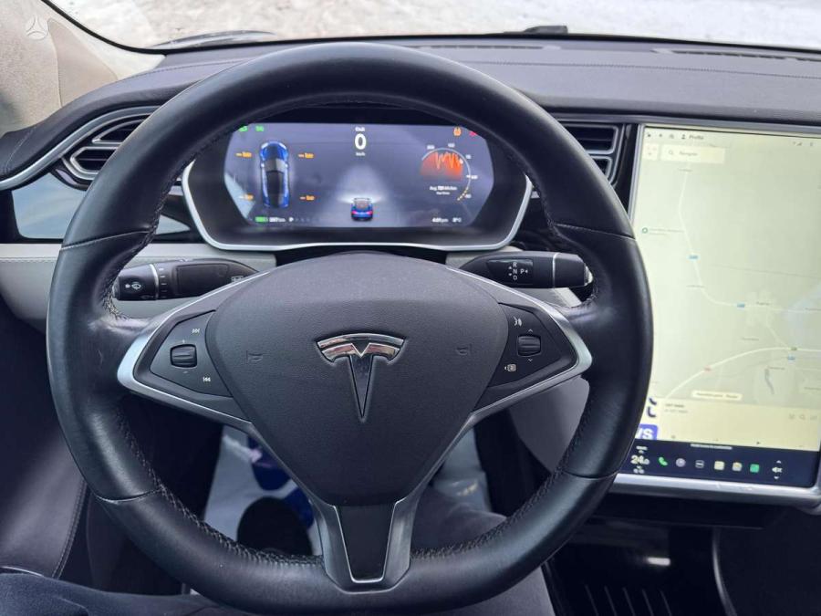 Blue Tesla Model S 2015 in Siauliai, with an engine capacity of 0.00 L and mileage of 233 thousand km for 15150 €, photo 26 on AUTOMOTO.COM.LV