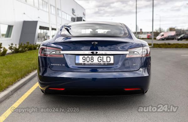 Blue Tesla Model S 2016 in Tallinn, with an engine capacity of 0.00 L and mileage of 207 thousand km for 22000 €, photo 6 on AUTOMOTO.COM.LV