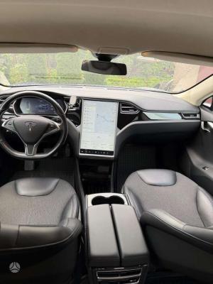 Zils Tesla Model S 2016 Viļņa, ar dzinēja tilpumu 0.00 L un nobraukumu 259 tūkst. km par 12850 €, foto 14 vietnē AUTOMOTO.COM.LV