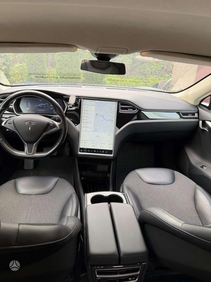 Zils Tesla Model S 2016 Viļņa, ar dzinēja tilpumu 0.00 L un nobraukumu 259 tūkst. km par 12850 €, foto 14 vietnē AUTOMOTO.COM.LV