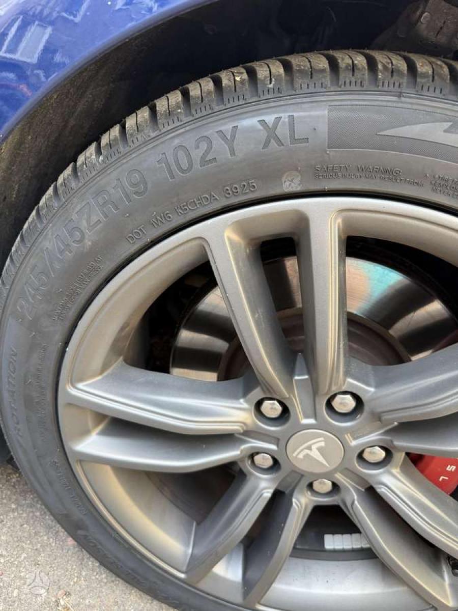 Zils Tesla Model S 2016 Viļņa, ar dzinēja tilpumu 0.00 L un nobraukumu 259 tūkst. km par 12850 €, foto 28 vietnē AUTOMOTO.COM.LV