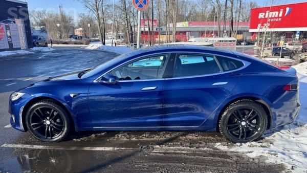 Zils Tesla Model S 2017 Rīga, ar dzinēja tilpumu 0.00 L un nobraukumu 226 tūkst. km par 16000 €, foto 3 vietnē AUTOMOTO.COM.LV
