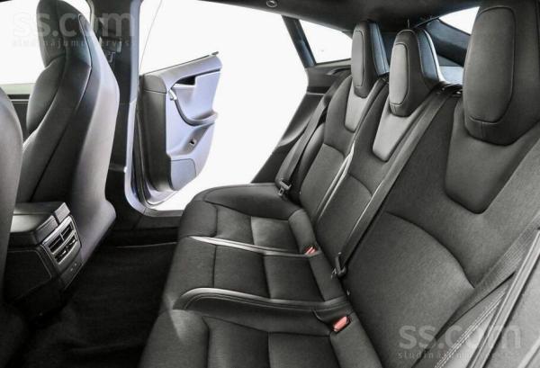 Zils Tesla Model S 2017 Rīga, ar dzinēja tilpumu 0.00 L un nobraukumu 226 tūkst. km par 16000 €, foto 4 vietnē AUTOMOTO.COM.LV