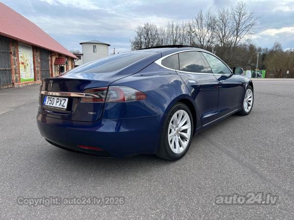 Zils Tesla Model S 2018 Tartu, ar dzinēja tilpumu 0.00 L un nobraukumu 130 tūkst. km par 24999 €, foto 3 vietnē AUTOMOTO.COM.LV