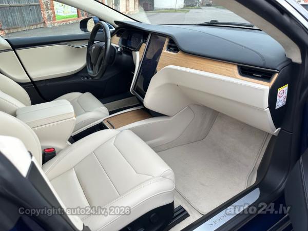 Zils Tesla Model S 2018 Tartu, ar dzinēja tilpumu 0.00 L un nobraukumu 130 tūkst. km par 24999 €, foto 8 vietnē AUTOMOTO.COM.LV