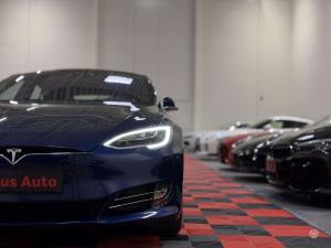 Zils Tesla Model S 2018 Viļņa, ar dzinēja tilpumu 0.00 L un nobraukumu 190 tūkst. km par 15000 €, foto 8 vietnē AUTOMOTO.COM.LV