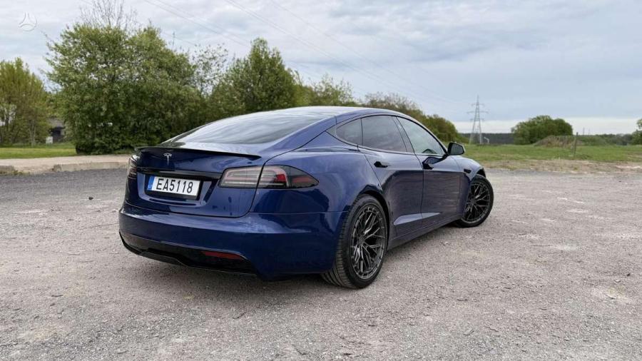 Zils Tesla Model S 2022 Kauņa, ar dzinēja tilpumu 0.00 L un nobraukumu 15 tūkst. km par 43000 €, foto 5 vietnē AUTOMOTO.COM.LV