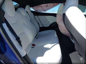 Zils Tesla Model S 2024 Kauņa, ar dzinēja tilpumu 0.00 L un nobraukumu 37 tūkst. km par 13900 €, foto 6 vietnē AUTOMOTO.COM.LV
