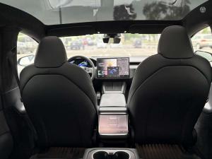 Blue Tesla Model S 2024 in Kaunas, with an engine capacity of 0.00 L and mileage of 30 thousand km for 53500 €, photo 13 on AUTOMOTO.COM.LV