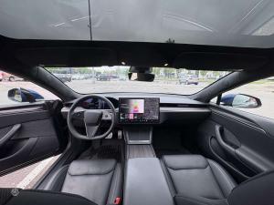 Blue Tesla Model S 2024 in Kaunas, with an engine capacity of 0.00 L and mileage of 30 thousand km for 53500 €, photo 15 on AUTOMOTO.COM.LV