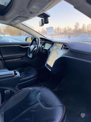Zils Tesla Model S 2013 Viļņa, ar dzinēja tilpumu 0.00 L un nobraukumu 80 tūkst. km par 10500 €, foto 7 vietnē AUTOMOTO.COM.LV