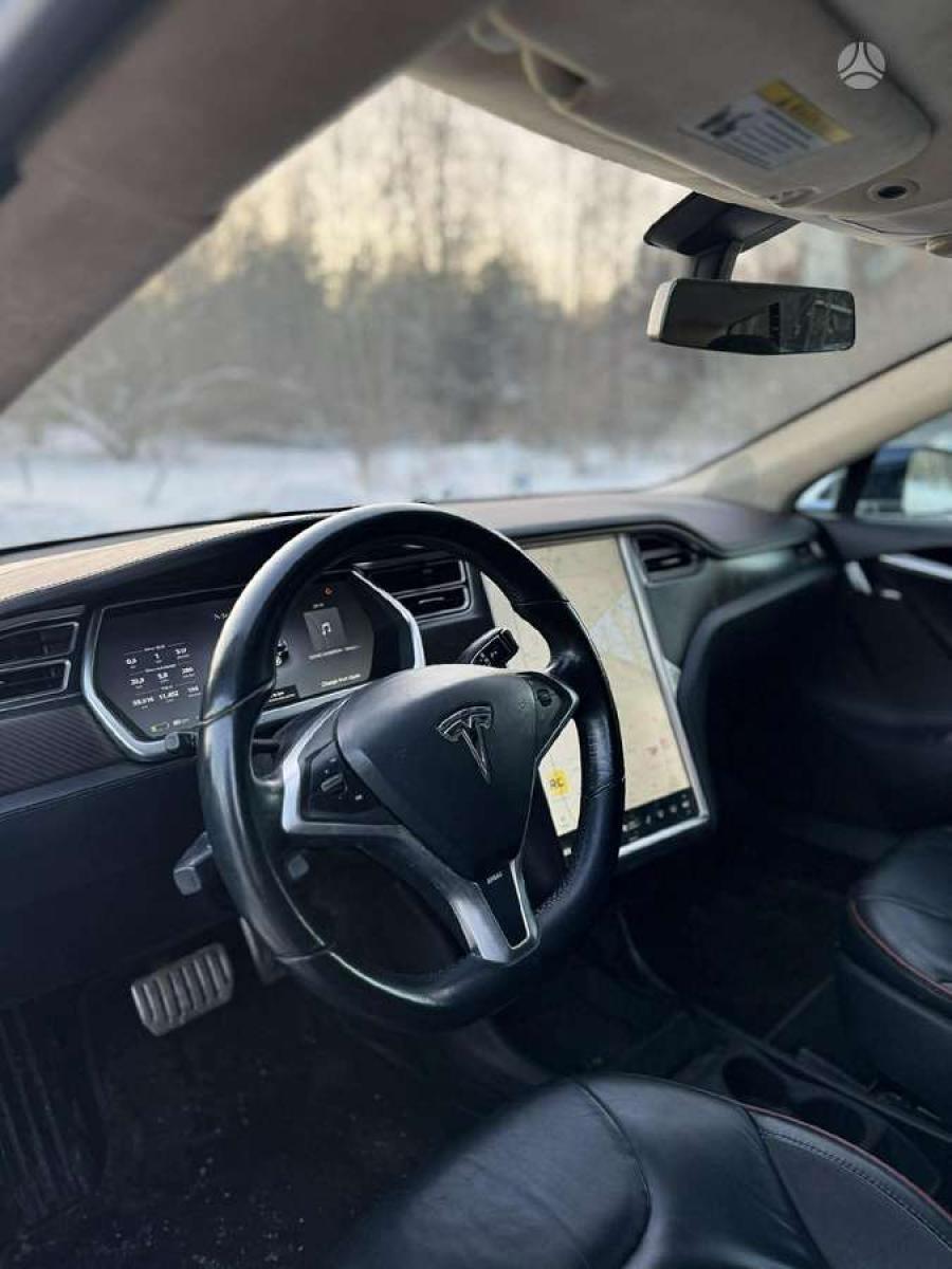 Zils Tesla Model S 2013 Molėtai, ar dzinēja tilpumu 0.00 L un nobraukumu 79 tūkst. km par 11499 €, foto 6 vietnē AUTOMOTO.COM.LV