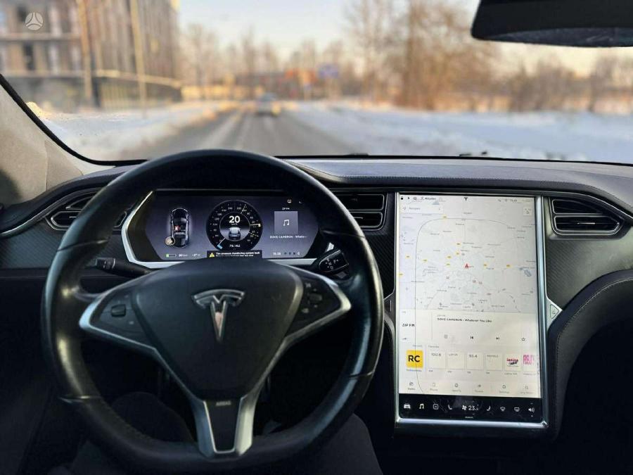 Zils Tesla Model S 2013 Molėtai, ar dzinēja tilpumu 0.00 L un nobraukumu 79 tūkst. km par 11499 €, foto 8 vietnē AUTOMOTO.COM.LV