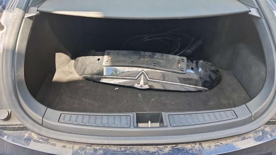 Zils Tesla Model S 2013 Marijampole, ar dzinēja tilpumu 0.00 L un nobraukumu 118 tūkst. km par 9000 €, foto 11 vietnē AUTOMOTO.COM.LV