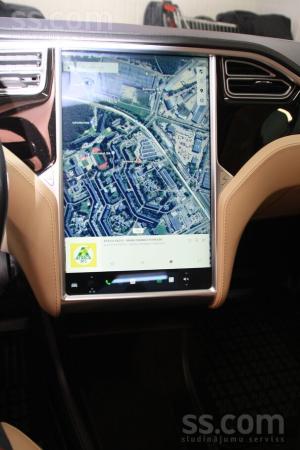 Blue Tesla Model S 2014 in Riga, with an engine capacity of 0.00 L and mileage of 273 thousand km for 10900 €, photo 12 on AUTOMOTO.COM.LV
