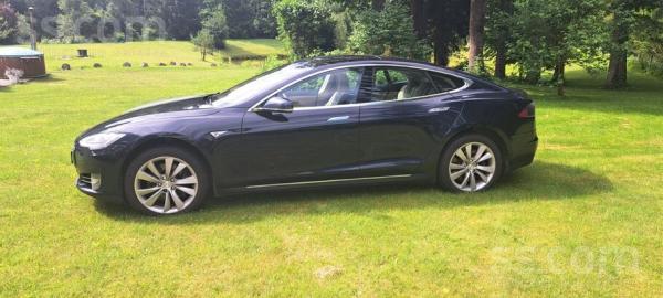Zils Tesla Model S 2014 Rīga, ar dzinēja tilpumu 0.00 L un nobraukumu 280 tūkst. km par 10500 €, foto 3 vietnē AUTOMOTO.COM.LV