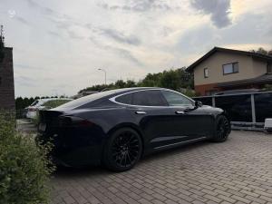 Zils Tesla Model S 2014 Kauņa, ar dzinēja tilpumu 0.00 L un nobraukumu 93 tūkst. km par 12500 €, foto 10 vietnē AUTOMOTO.COM.LV