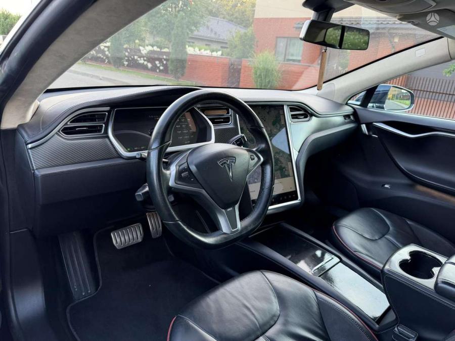 Zils Tesla Model S 2014 Kauņa, ar dzinēja tilpumu 0.00 L un nobraukumu 92 tūkst. km par 15500 €, foto 11 vietnē AUTOMOTO.COM.LV