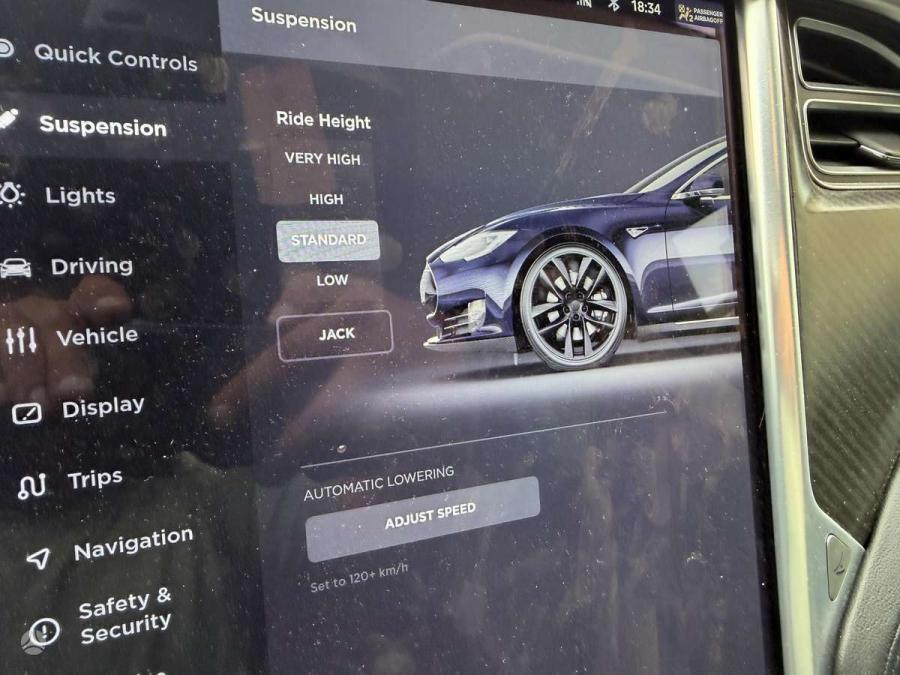 Zils Tesla Model S 2014 Kauņa, ar dzinēja tilpumu 0.00 L un nobraukumu 92 tūkst. km par 15500 €, foto 14 vietnē AUTOMOTO.COM.LV