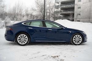 Zils Tesla Model S 2017 Viļņa, ar dzinēja tilpumu 0.00 L un nobraukumu 122 tūkst. km par 22500 €, foto 7 vietnē AUTOMOTO.COM.LV