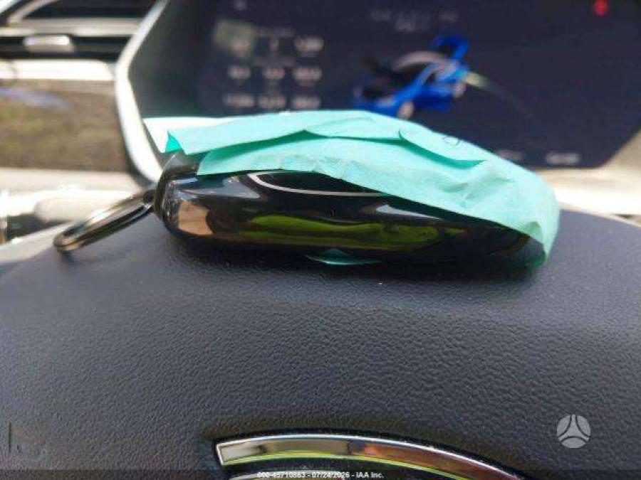 Blue Tesla Model S 2017 in Klaipeda, with an engine capacity of 0.00 L and mileage of 82 thousand km for 7700 €, photo 12 on AUTOMOTO.COM.LV