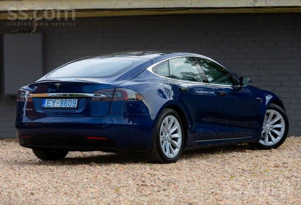 Blue Tesla Model S 2017 in Jelgava, with an engine capacity of 0.00 L and mileage of 0 thousand km for 19200 €, photo 6 on AUTOMOTO.COM.LV