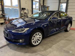Zils Tesla Model S 2018 Alīta, ar dzinēja tilpumu 0.00 L un nobraukumu 94 tūkst. km par 13950 €, foto  vietnē AUTOMOTO.COM.LV