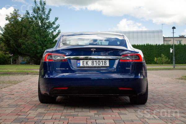 Zils Tesla Model S 2018 Jelgava, ar dzinēja tilpumu 0.00 L un nobraukumu 152 tūkst. km par 21000 €, foto 5 vietnē AUTOMOTO.COM.LV