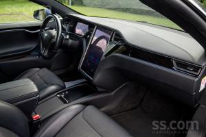 Zils Tesla Model S 2018 Jelgava, ar dzinēja tilpumu 0.00 L un nobraukumu 152 tūkst. km par 21000 €, foto 9 vietnē AUTOMOTO.COM.LV