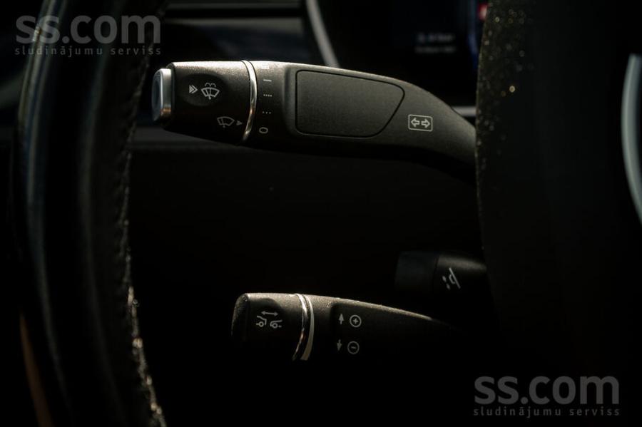 Zils Tesla Model S 2018 Jelgava, ar dzinēja tilpumu 0.00 L un nobraukumu 152 tūkst. km par 21000 €, foto 13 vietnē AUTOMOTO.COM.LV