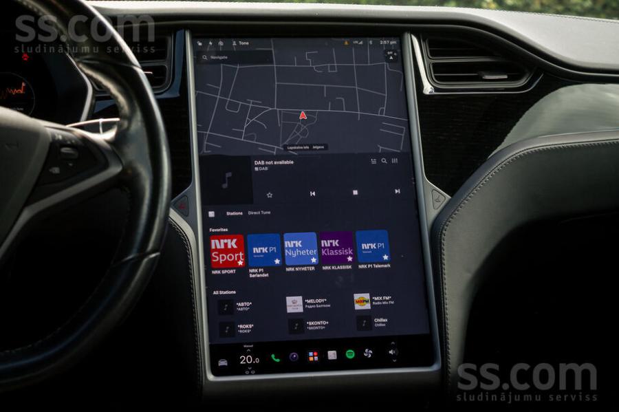 Zils Tesla Model S 2018 Jelgava, ar dzinēja tilpumu 0.00 L un nobraukumu 152 tūkst. km par 21000 €, foto 16 vietnē AUTOMOTO.COM.LV