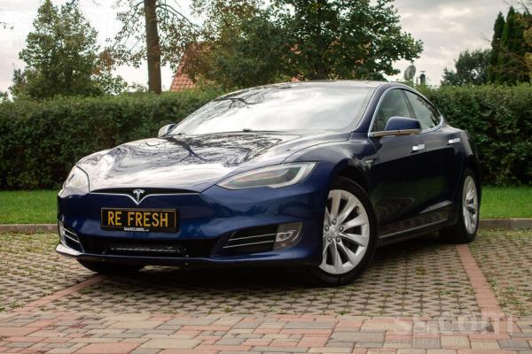 Blue Tesla Model S 2018 in Jelgava, with an engine capacity of 0.00 L and mileage of 152 thousand km for 18600 €, photo 4 on AUTOMOTO.COM.LV