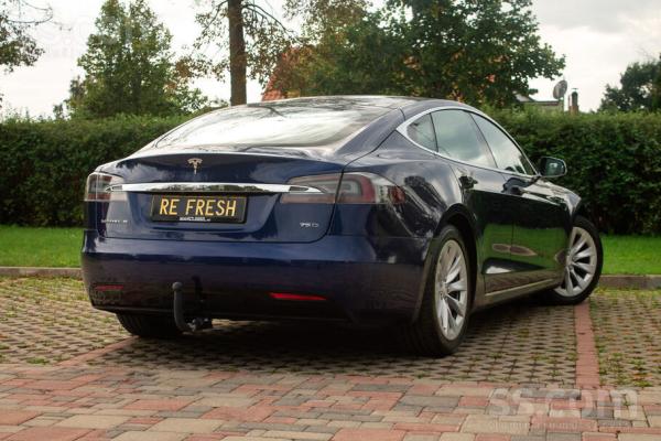 Blue Tesla Model S 2018 in Jelgava, with an engine capacity of 0.00 L and mileage of 152 thousand km for 18600 €, photo 7 on AUTOMOTO.COM.LV