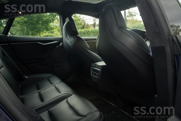 Blue Tesla Model S 2018 in Jelgava, with an engine capacity of 0.00 L and mileage of 152 thousand km for 18600 €, photo 9 on AUTOMOTO.COM.LV